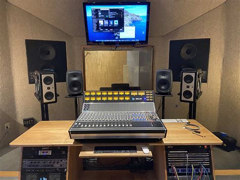 API Channel Bus Recording Console Reverb