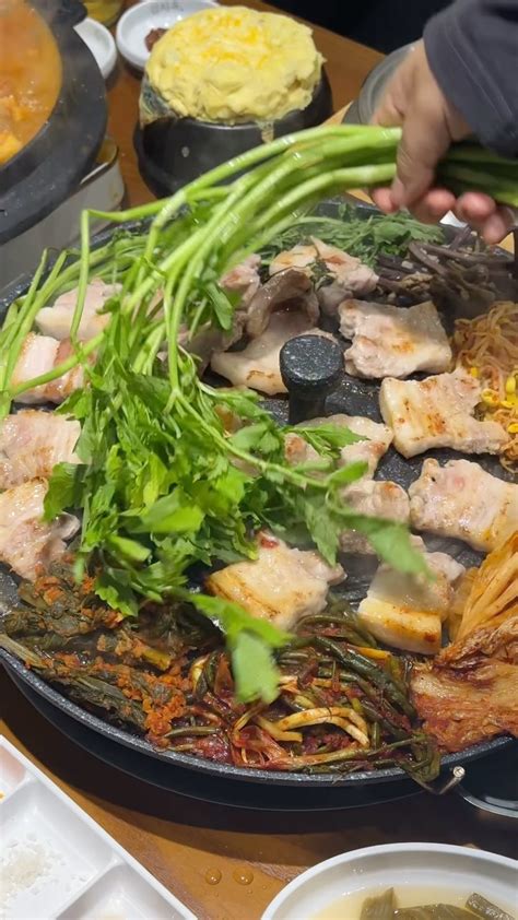 여수먹깨비 L 여수맛집 순천맛집 전국 여행 숙소 드론촬영 이민서 부삼 솥뚜껑 미나리 삼겹살 맛집 김치옥 비주얼 죠아서 인기 많길래 영상으로 보여주기 😜🩵 김치