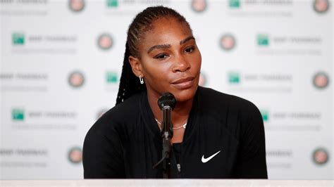El Video De Serena Williams En Topless Para Una Campaña Contra El Cáncer Que Causa Furor En Las