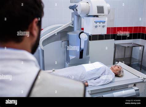 X Ray Test Hi Res Stock Photography And Images Alamy