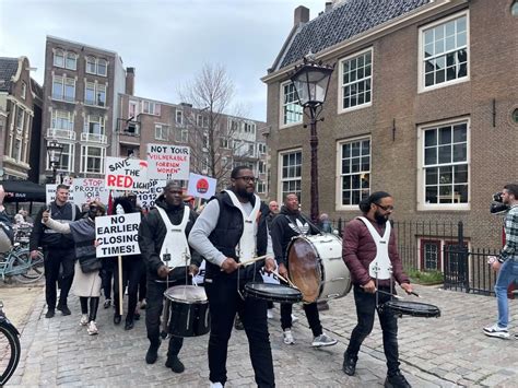 [amsterdam] Sex Workers March On City Hall In Protest At Red Light