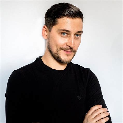 Adrian F Linkedin
