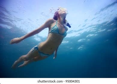 Xena Underwater Breath Hold Model