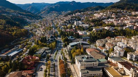 Пет зони за платено паркиране въвеждат в Смолян Общество Новини Бг