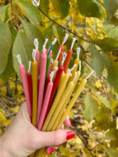 Свечи тонкие из пчелиного воска