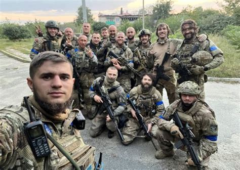 У боях загинув Дмитро Коцюбайло Да Вінчі Що про нього відомо Bbc News Україна