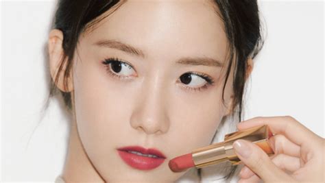 임윤아처럼 봄의 여신으로 우아하고 생기 넘치는 메이크업룩
