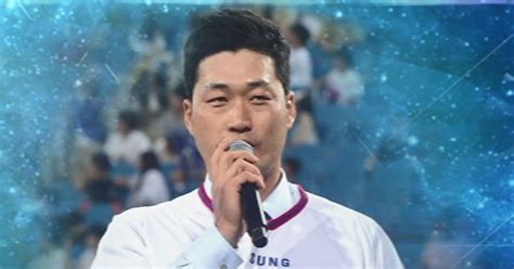 오승환 6년 만에 돌아왔다2만 팬 앞에서 삼성 유니폼