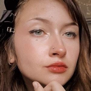 Imperfectly Paige Age Family Bio Famous Birthdays