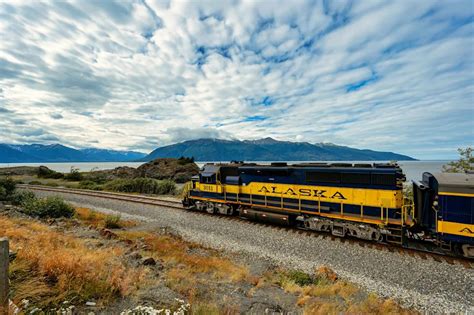 I Took The Alaska Railroad To Denali — Heres Why Its The Best Way To