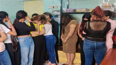 Flesh Trade In Chhattisgarh रायपुर के होटल हयात में देह व्‍यापार का खुलासा ग्राहक और दलाल के