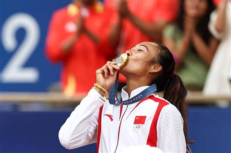 郑钦文夺冠幕后英雄！张之臻亲承鼓励郑钦文退出混双因为赛季决赛