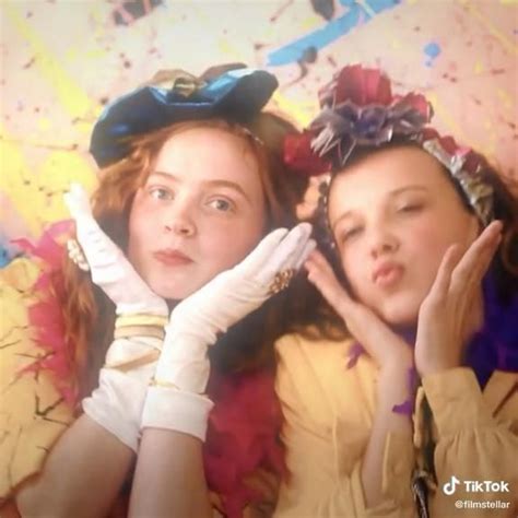 Pin By Noah On Elmax💞💞😏 [video] Stranger Things Stranger Things Aesthetic Stranger And Stranger