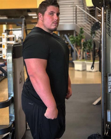 Pin By Sean Bonfoey On Vision Board Chubby Men Chubby Guy Fat Guys