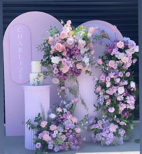 Pin De Sabina En Love Pins Boda Lila Arreglos Florales Colgantes