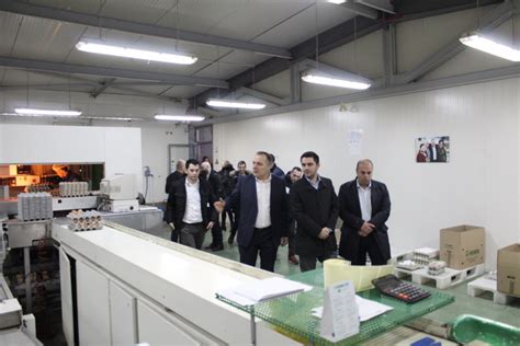 Министерот Бектеши ги посети компаниите во Полошкиот регион Влада на Република Северна Македонија