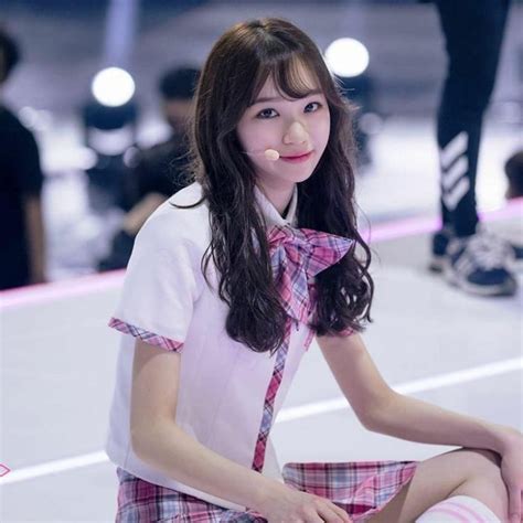 아이즈원 채원 Chicas Grupo De Chicas Yuri