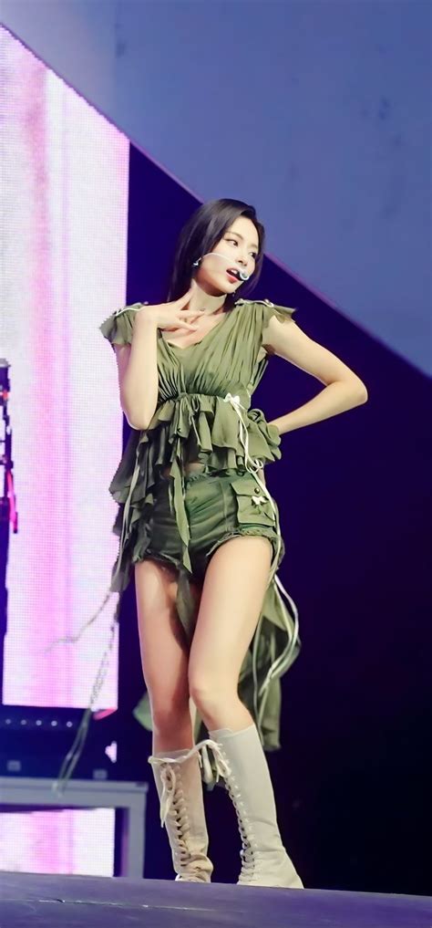 Tzuyu에 있는 Konstantin López님의 핀 Tzuyu에 있는 Konstantin López님의 핀