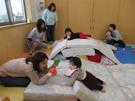 新潟県南魚沼市塩沢 わかば保育園 12月 親子保育体験 ～ふれあいあそびで笑顔いっぱい～