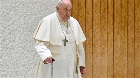 От Пеле до папа Франциск как балсамират временно тленните останки на