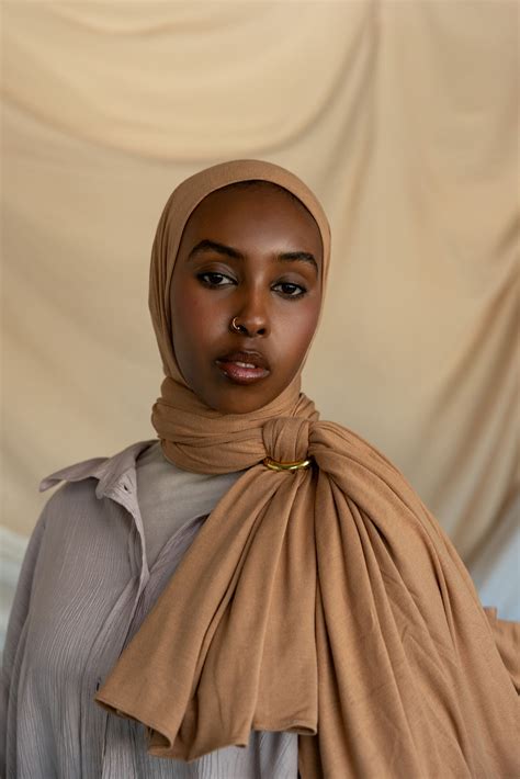 Dark Camel Jersey Rich Camel Soft Hijab Vela