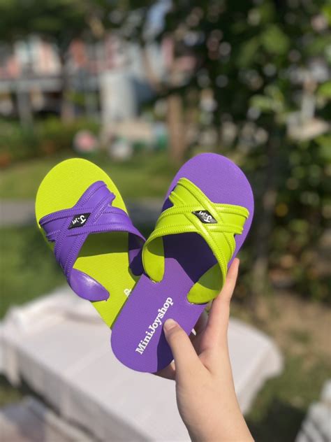 รองเท้าแตะ อินดี้หลากสีสันแบบสวม Pannanaa Thaipick