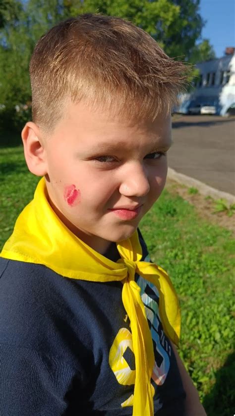 Сыну 10 сегодня слушала как он друга инструктировал перед поездкой в лагерь Какую кровать