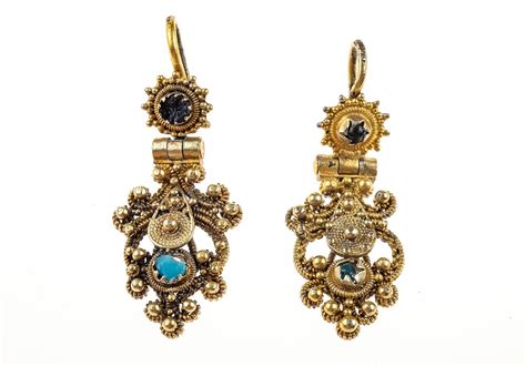 Сбирка „Накити Xviii Xx век“ Национален исторически музей