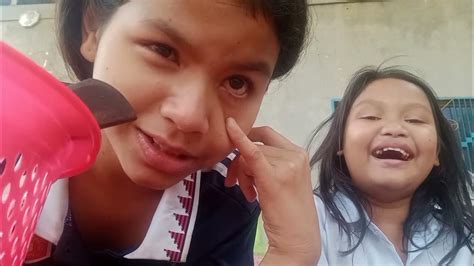 ច្រឡំស៊ីរោម កា ប្រុសនិងលាយកាំបិតចិត្តស្វាយ 😂😂 Youtube