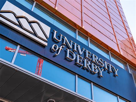 Derby Uni Logo