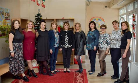 Светли празници и весело посрещане ДГ Слънце гр Враца Facebook