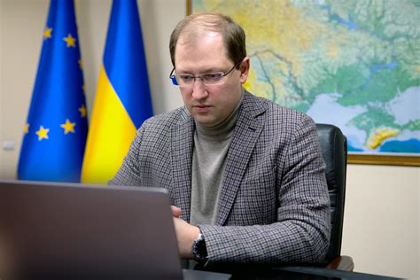 Збитки довкіллю від війни Міністерство захисту довкілля та природних ресурсів України