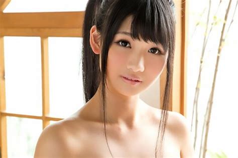 平真凛 Jカップ超乳おっぱいの激エロボディパイズリでチンポを愛撫され大量のザーメンを顔射 無料AV動画