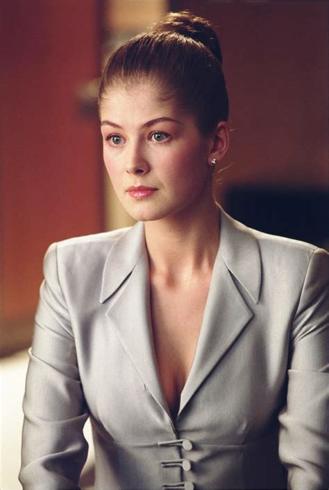 Die Another Day Movie Still 2002 Rosamund Pike As Miranda Frost