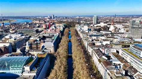Karneval Düsseldorf 2025 Rosenmontag Die Besten Fotos Vom Zoch
