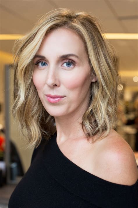 The Mom Haircut Short Stylish And Easy To Maintain