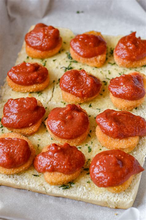 Easy Chicken Parmesan Sliders Image 10 A Cedar Spoon