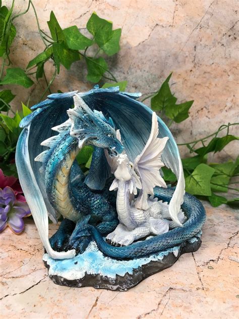 Dragon Fantasy Statue Mythical Sculpture Figurine T