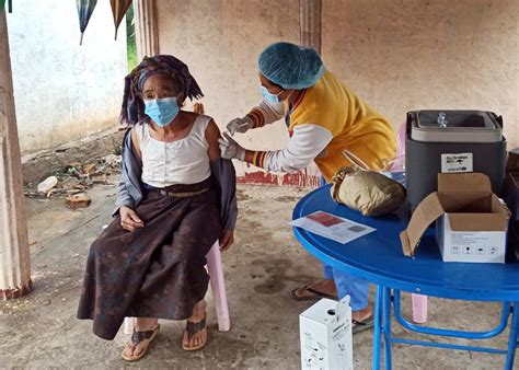 ရှမ်းတိုင်းရင်းသားများ နေထိုင်သည့် ကျေးရွာသို့ ကိုဗစ် ၁၉ ရောဂါ ကာကွယ်ဆေးများ ကျေးရွာ အရောက် ဆက