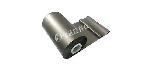 超高磁导率吸波材料如何减少电磁波在材料内部的反射与散射 先进院（深圳）科技有限公司 先进院（深圳）科技有限公司 柔性基材镀膜 金属镀膜 导电胶 电子浆料 贵金属浆料 屏蔽材料 吸波材料