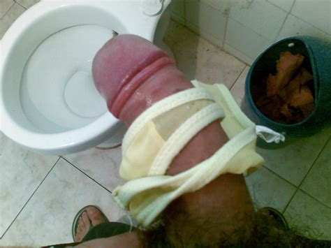 Sniffing Pantys Porn Pictures Xxx Photos Sex Images 88826 Pictoa