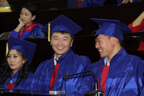 МУИС ийн 2015 2016 оны хичээлийн жилийн бакалаврын төгсөлтийн баяр… Монгол Улсын Их Сургууль