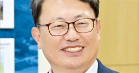 인터뷰 김주령 경북도 농축산국장 공동영농을 통한 규모화 첨단스마트화미래의 우리농업 바꿀 것