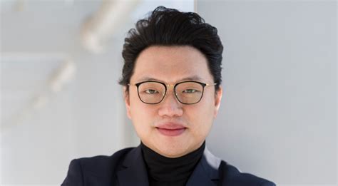 Uia Talent Agency Yi Li