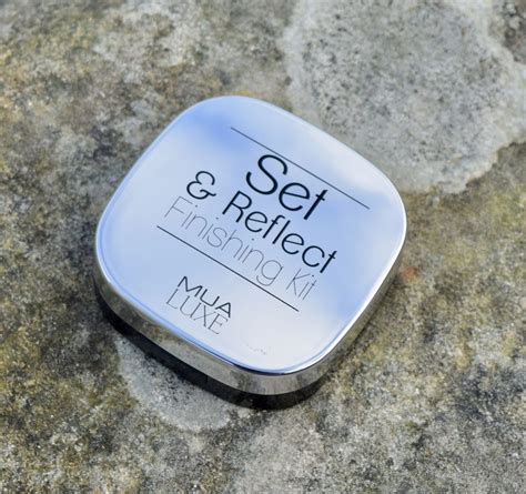 mua set and reflect finishing kit the luxe list