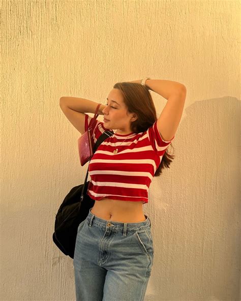 Bethsy Romero Bethsyromero • Instagram Photos And Videos