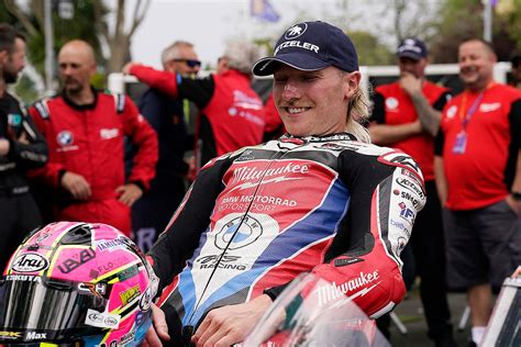 Davey Todd Gets His First Tt Win In The Superstock Race Eazi Grip And Eazi Guard