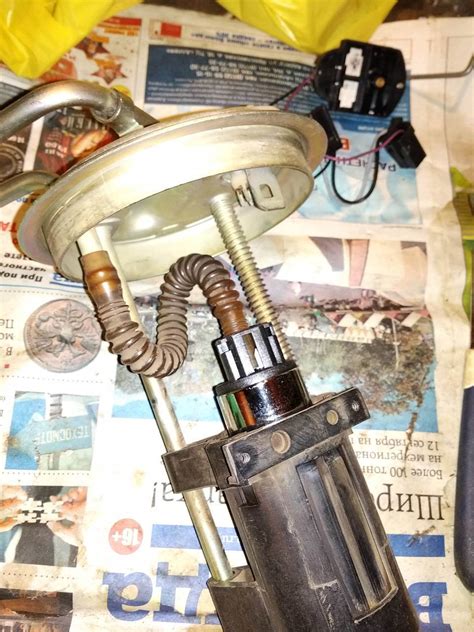 Как снять и заменить бензонасос на Нива Шевроле: фото и видео