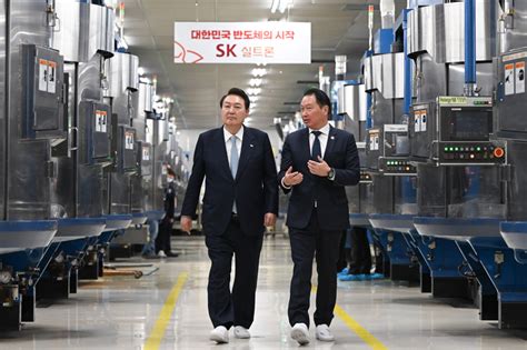 [위기의 Sk] 실트론 Sic 웨이퍼 강화…기업가치 7조 전망 딜사이트