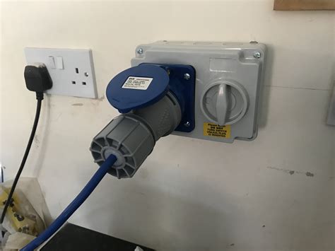 Help Needed To Identify Commando Socket Tesla Motors Club 41 Off